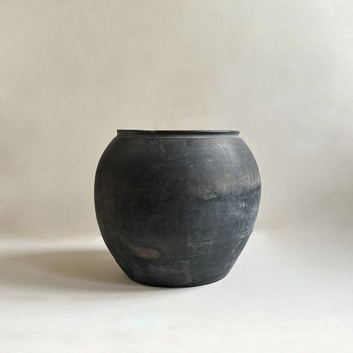 Large Vintage Asian Water Pot – Salt Home